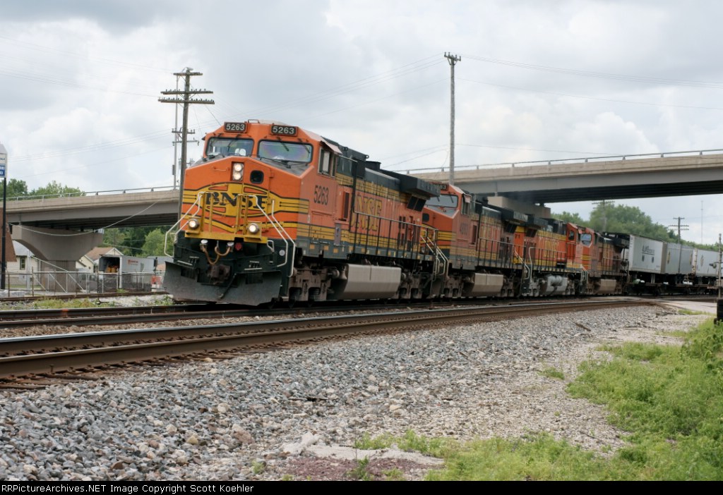 BNSF 5263